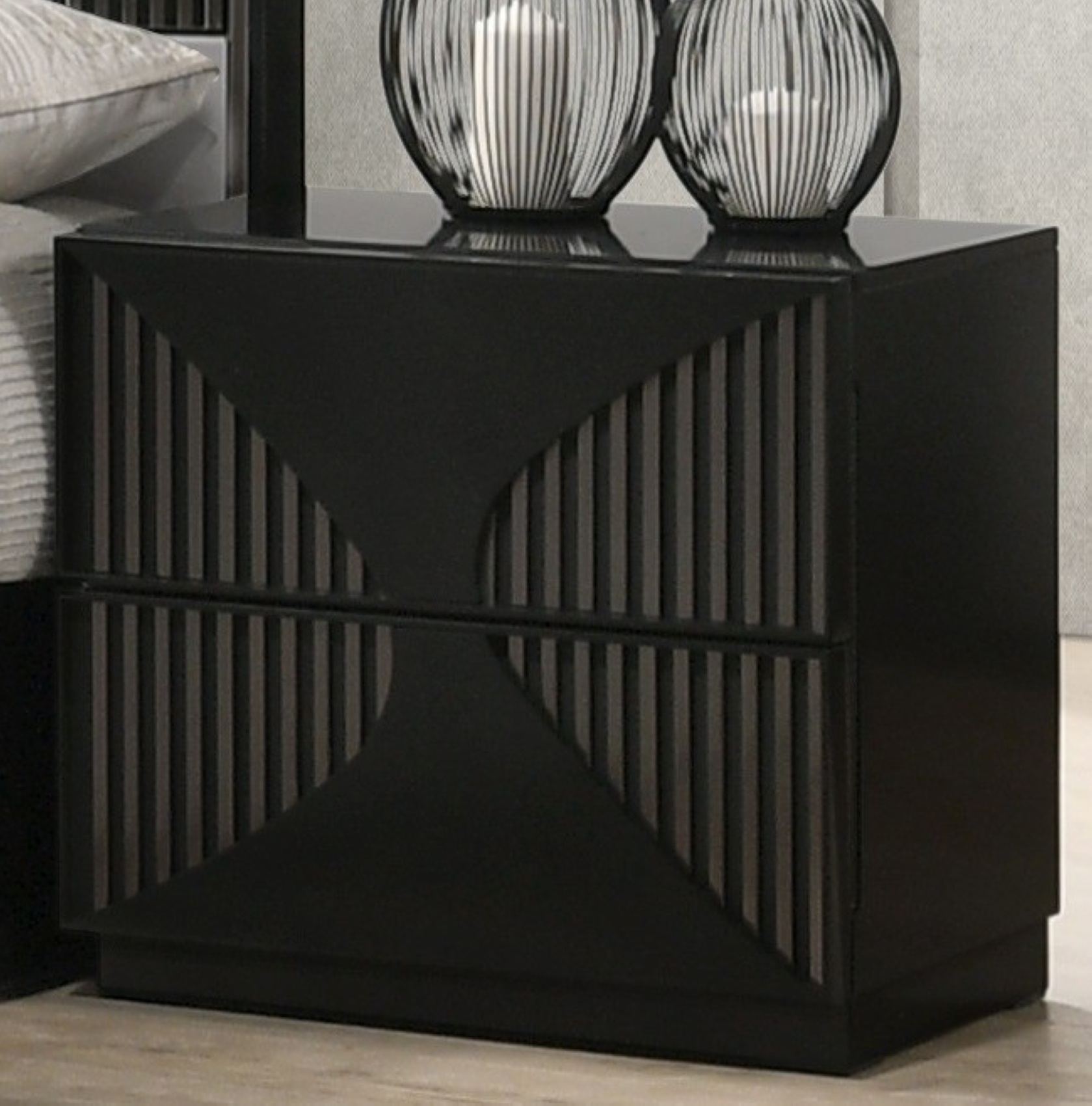 Rosette Nightstand Wenge J&M Furniture JM